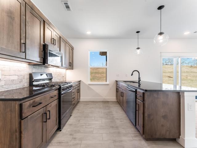 1100 W Ragweed Court