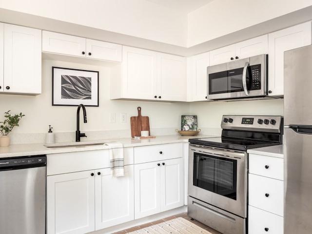 1100 Washington Circle 1 Bedroom Apartment for Rent at 1100 Washington Cir, East Point, GA 30344