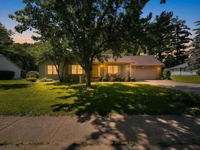 1100 Warana Dr, Plymouth, IN 46563