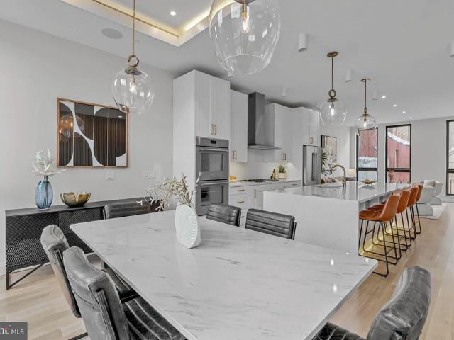 1100 Webster Street # 4