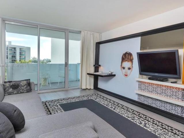1100 West Ave #1427 Miami Beach, FL 33139