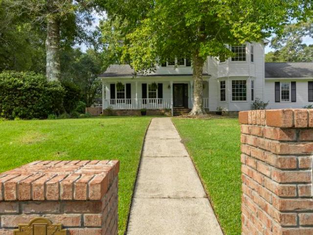 1100 Westmoreland Drive