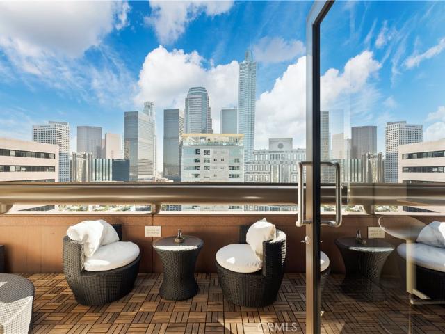 1100 Wilshire Blvd, Unit 1707, Los Angeles, CA 90017 | MLS #GD26072