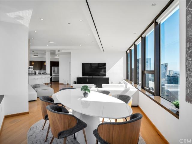 1100 Wilshire Boulevard 3302