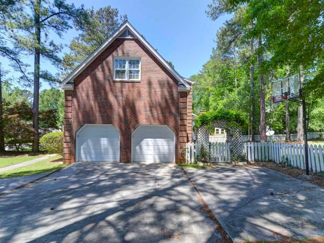 1100 Woodtree Court