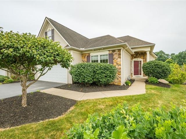 1100 Yorkshire Way, Victor, NY 14564