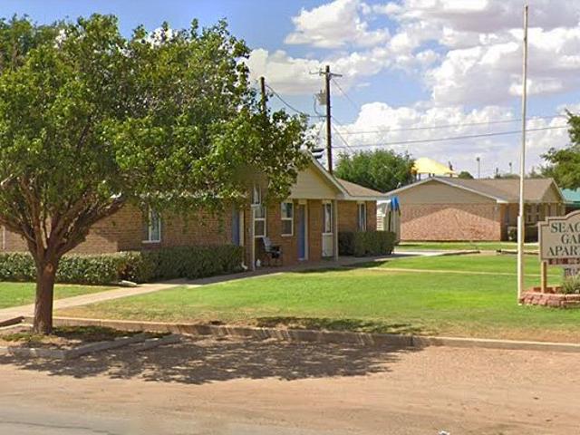 1100 12th St 3 beds, 1 full bath