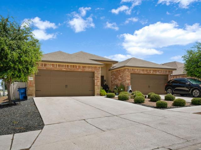 1100 1 Stanley Way, Seguin, TX 78155 | MLS #1945 | Compass