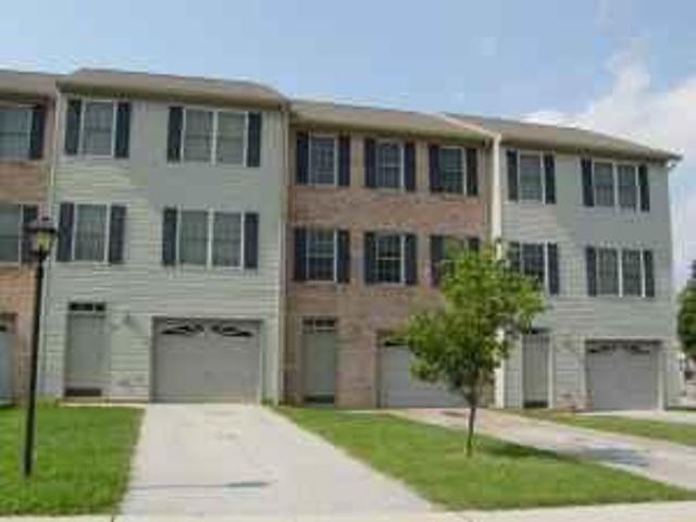 $1100 / 3br Townhome for Lease in South Western School District Hanover, PA map