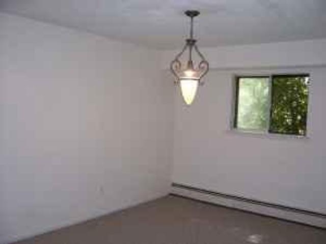 $1100 / 3br Townhome in Pottsgrove Schools Lower Pottgrove PA map