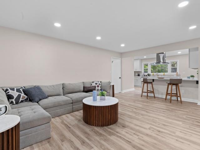 1100 97th St