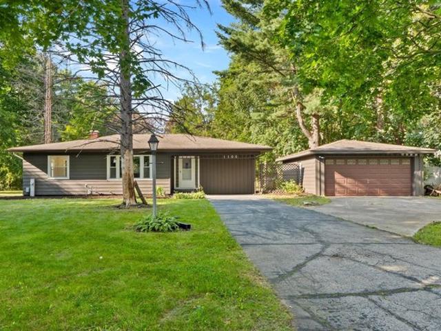 1100 97th St, Pleasant Prairie, WI 53158