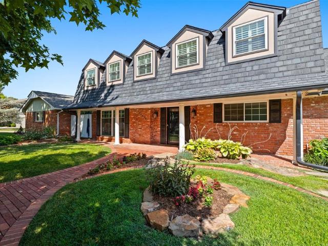 11013 Magnolia Park