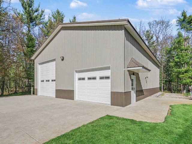 11010 Lincoln Lake Road