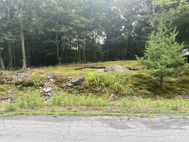 110/112 Re Redwood Ct, Milford, PA 18337