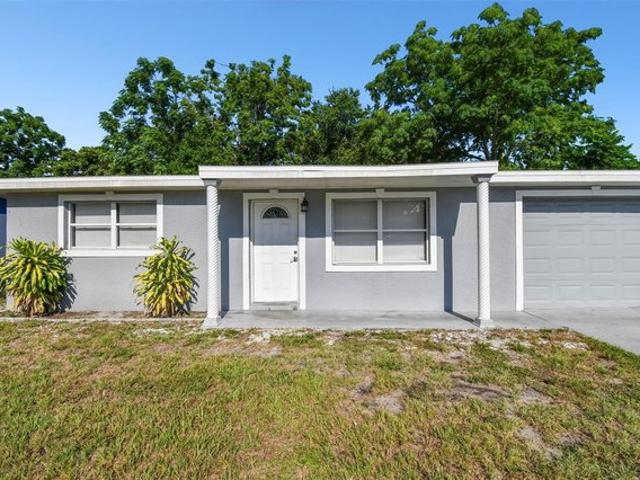 11011 Pickering Ln, Port Richey, FL 34668