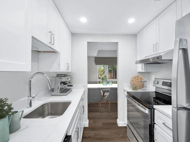 11012 Becontree Lake Dr, Reston, VA 20190