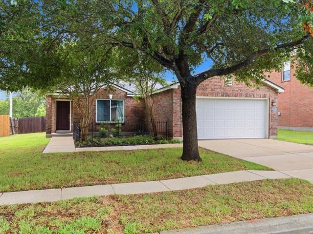 11015 Forest Pass Ct, Live Oak, TX 78233