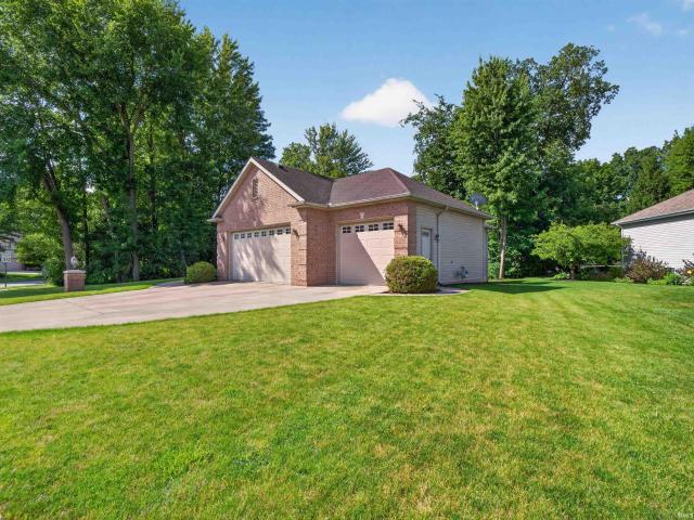 11015 La Cabreah Lane