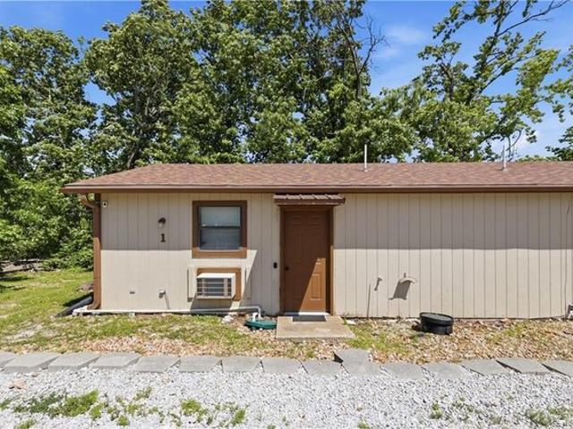 11015 Rt 7 Hwy, Clinton, MO 64735