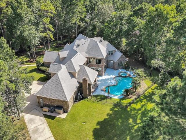 11018 Lake Windcrest, Magnolia, TX 77354
