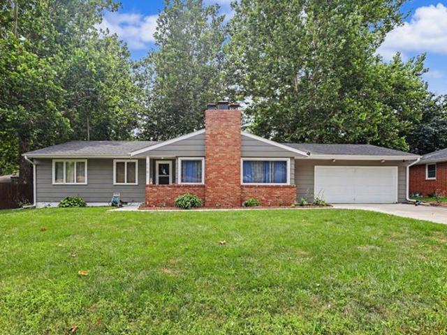 1101 NW 2nd St, Ankeny, IA 50023