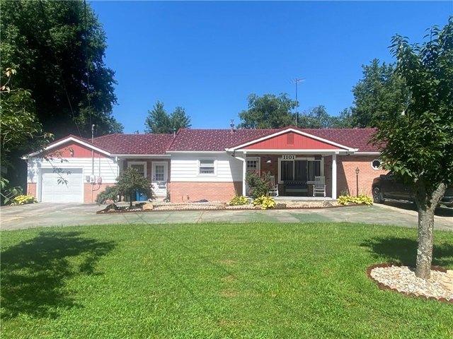 1101 N Rector Ave, Robinson, IL 62454