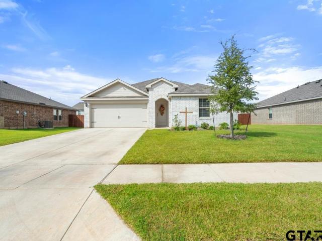 1101 N River Oaks Ln, Chandler, TX 75758 | MLS #25014
