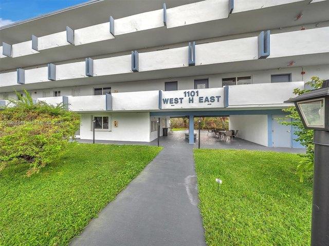 1101 NE 191st St Apt 307, Miami, FL 33179