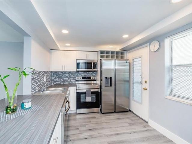 1101 NE 191st St Unit H301, Miami, FL 33179