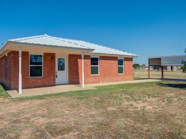1101 Avenue F, Ralls, TX 79357