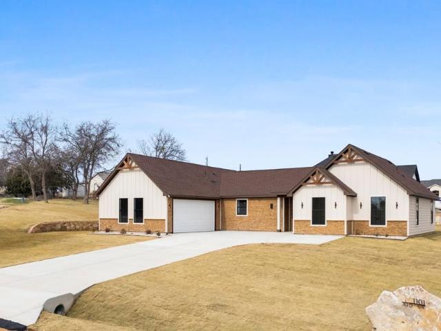 1101 Ajo Ct, Granbury, TX 76048 | MLS #21275