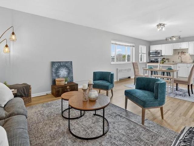 1101 Bellaire St Apt 307, Denver, CO 80220