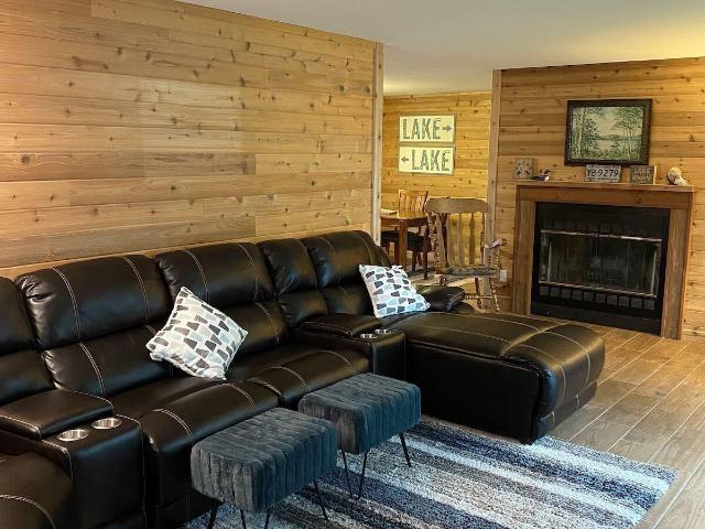 1101 Bianchi Lane