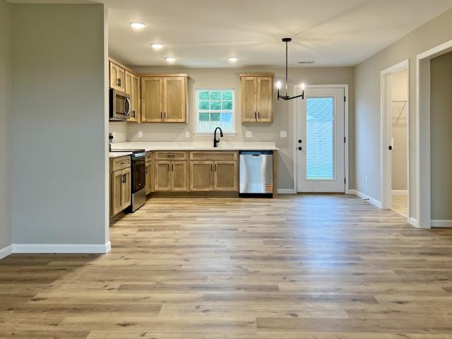 1101 Brook Ct