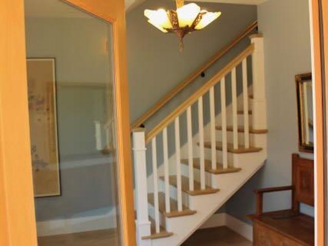 1101 Broadway Upstairs