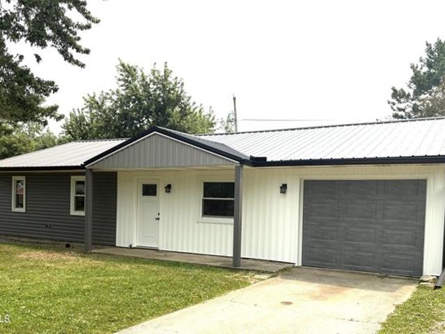 1101 Brower Rd, Lima, OH 45801