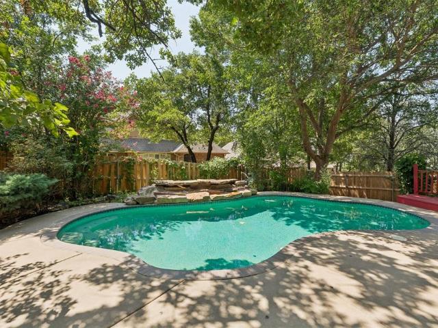 1101 Caines Hill Road