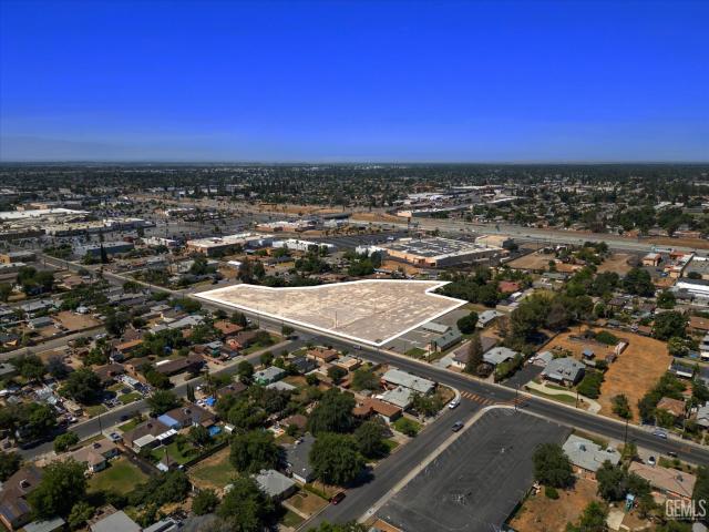 1101 Castro Lane
