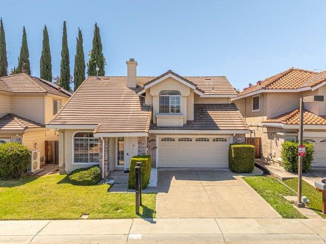 1101 Clifford Ln, Milpitas, CA 95035