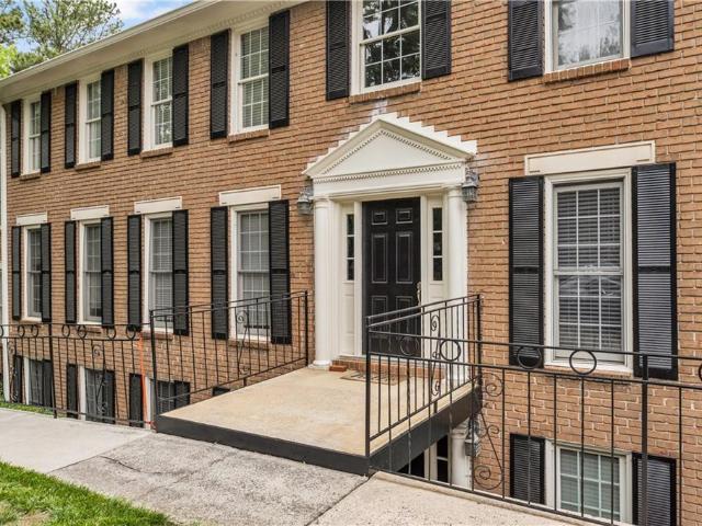 1101 Collier Road NW U1