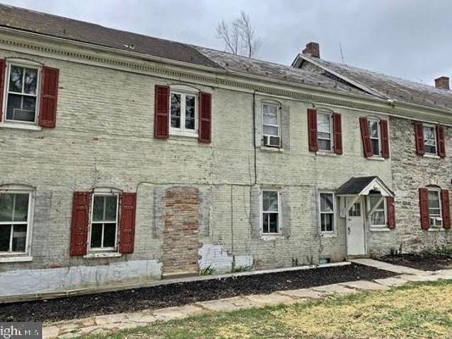 1101 Eberts Ln #5, York, PA 17402
