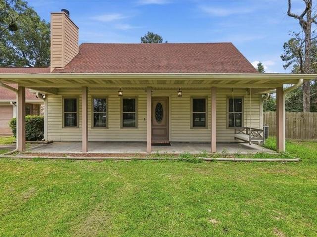 1101 Fernwood Dr, Orange, TX 77632