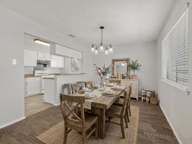 1101 Huntridge Dr