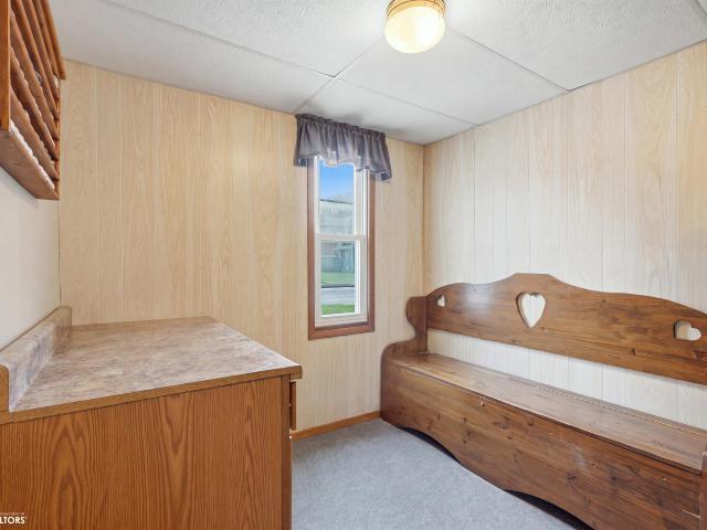 1101 Lynnwood Drive
