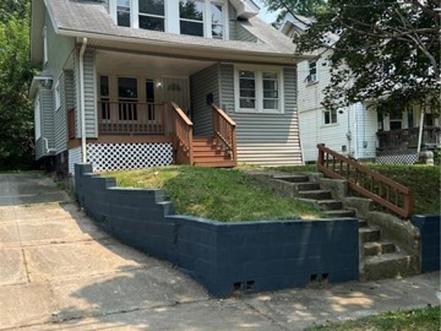1101 Laurel Ave, Akron, OH 44307