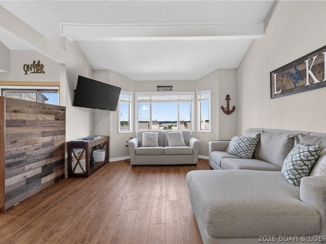 1101 Passover Road 7