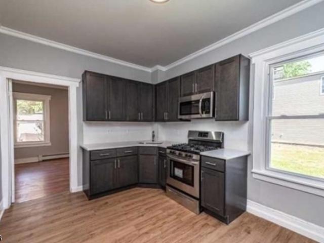 1101 Ringwood Ave