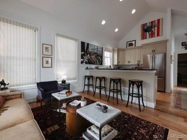 1101 River Park Road