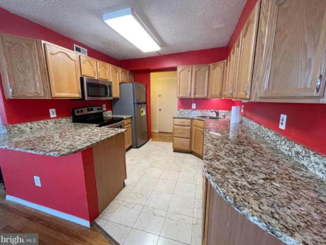 1101 St Paul St #301, Baltimore, MD 21202